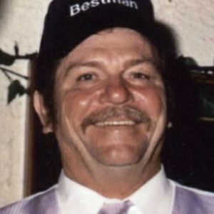 Tina Persinger's Instagram, Twitter & Facebook on IDCrawl